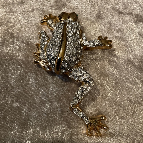 No Brand | Jewelry | Vintage Crystal Frog Pin With Green Eyes | Poshmark